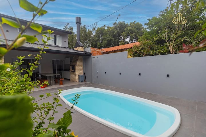 Casa Na Praia Em Bombas - Bombinhas