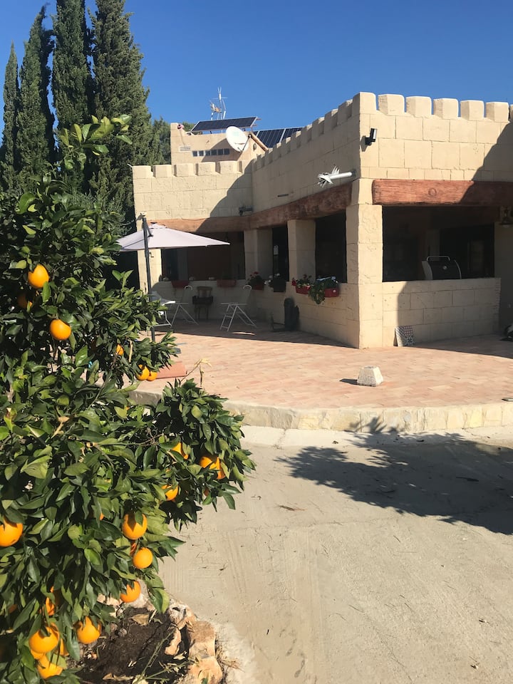 Maison Atypique Style Château à 30 Mn De La Plage - Játiva