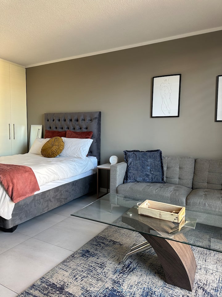 Chic Studio Apartment Whk Cbd - Windhoek