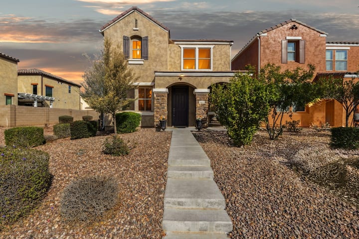 4br Gated Retreat W/ Pool By State Farm - Sun City, AZ