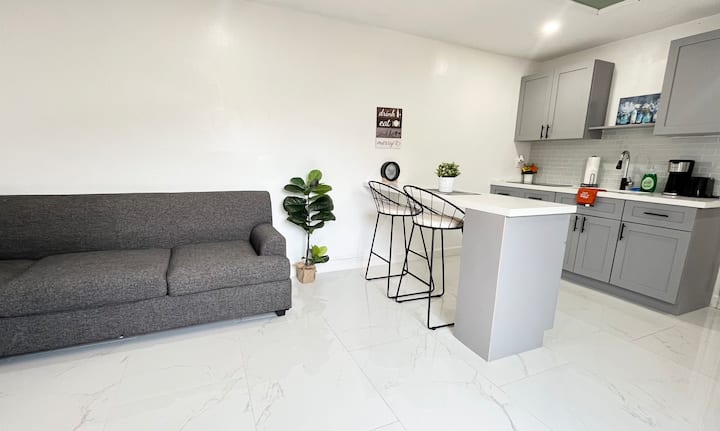 Sawgrass Mini Guest Apartment - Plantation, FL