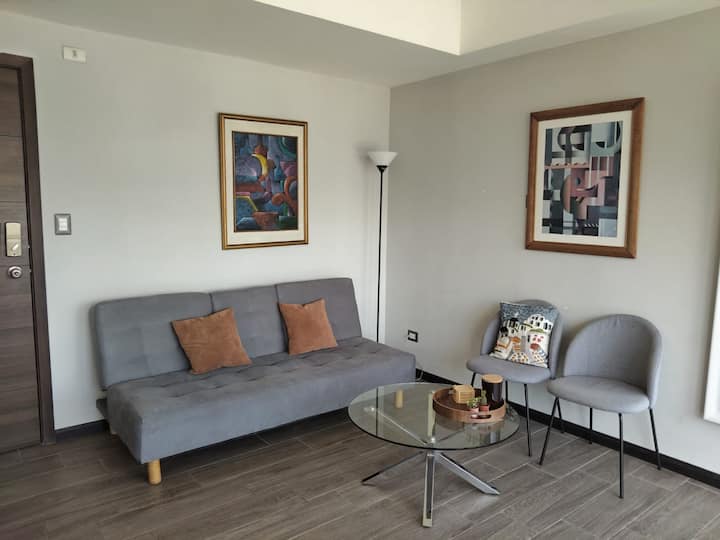 Bonito Apartamento Amueblado Cerca De Oakland Mall - Guatemala City