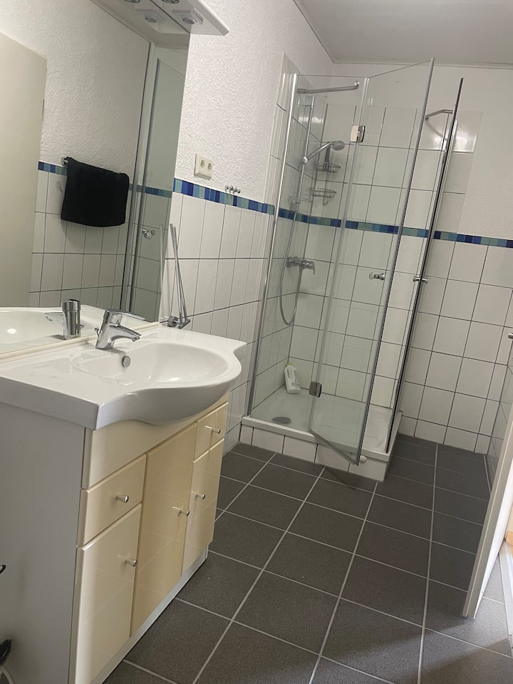 Zimmerapartment In Langgöns Mit Sofa & Kochnische - Butzbach
