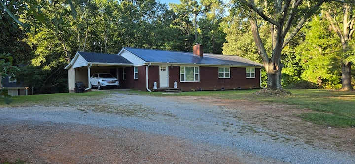Home In Cowpens Off Exit 83 - Lake Thicketty