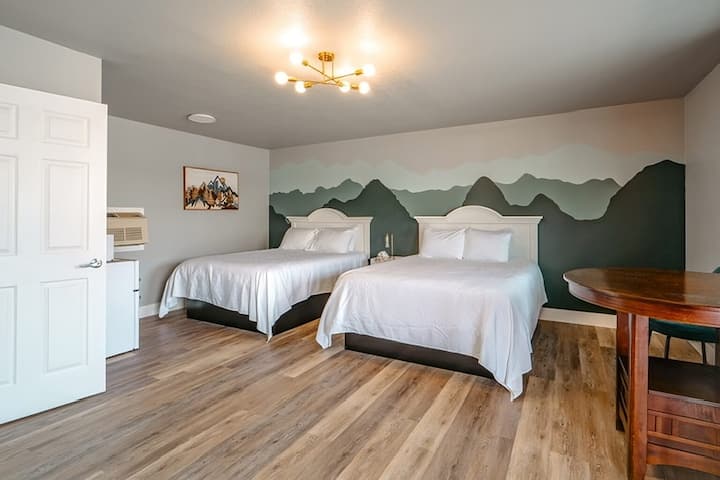 49er Inn—double Queen - Weaverville, CA
