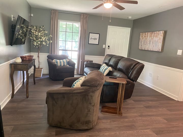 Pet Friendly! Home In Brandon Oak - Ross R Barnett Reservoir, MS