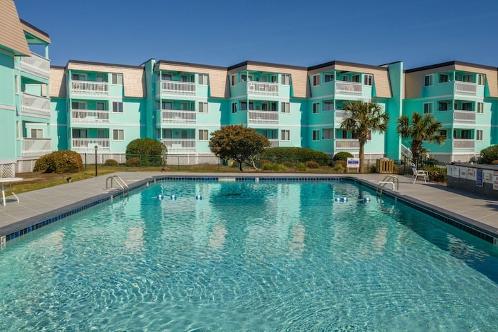 Oceanfront Views + Pool | Steps To Beach - Atlantic Beach, NC