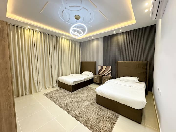 Luxurious 4 Bed Large Family Apartment Near Haram - Makkah