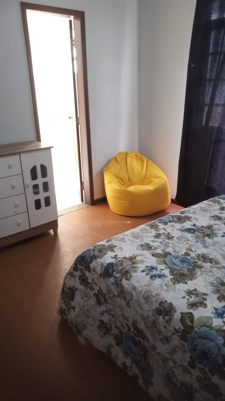 Quarto Com Banheiro Privativo - Brasilia