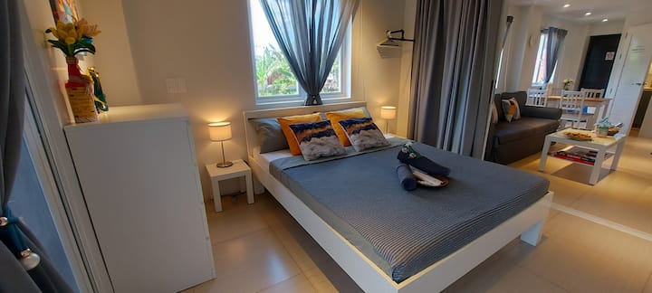 Cozy 1-bedroom: Relax & Unwind, Netflix,pool - Tagaytay