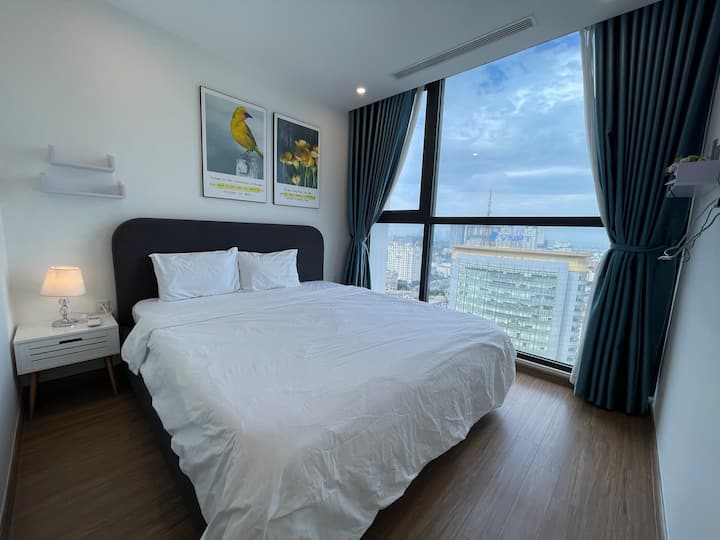 (Luxury) Whole Apartment 2 Beds @ Vinhomes Skylake - Vietnam