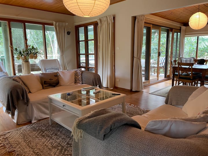 Tree House By The Sea
Narooma (Kianga) - Dalmeny