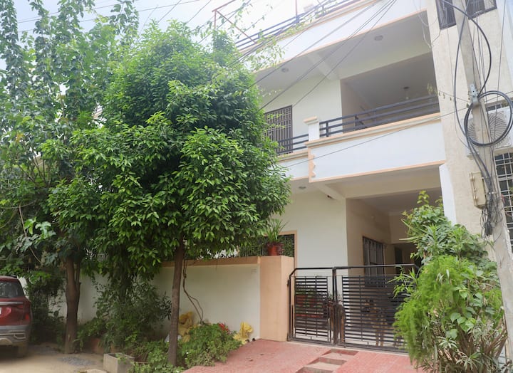 Basant Vihar Homestay - Udaipur