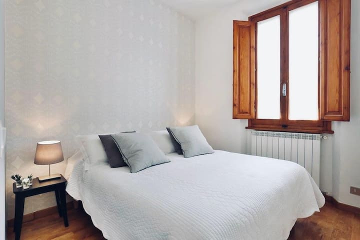 Charming Flat Del Carmine - Florenz