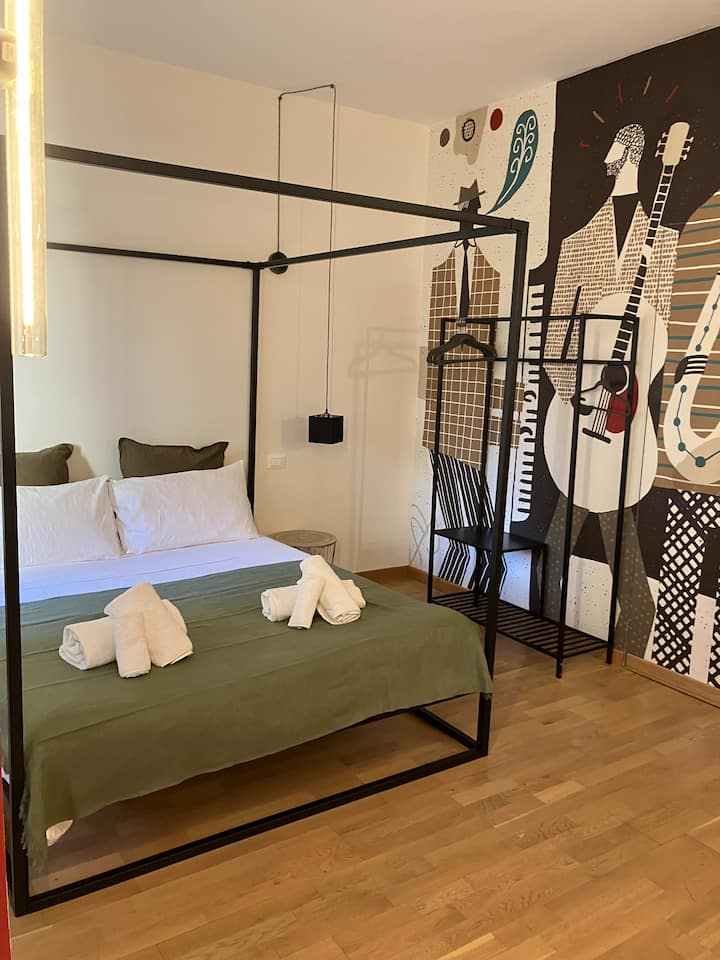 Porta Venezia Zona Centrale Silenzioso Monolocale - Milão