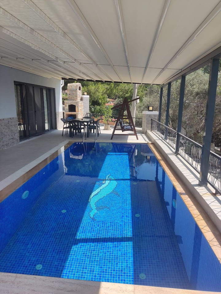 Denize 50 Metre Mesafede Villa - Marmaris