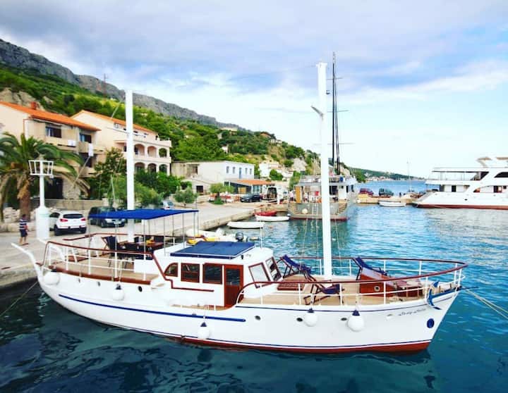 One Day Escape - Omiš