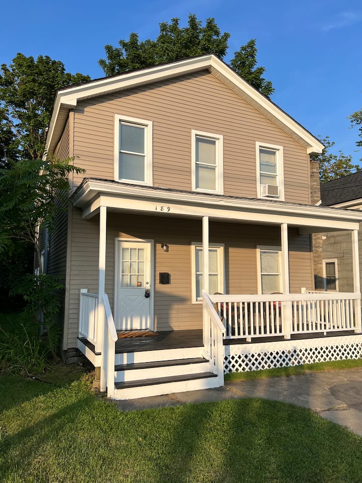 Welcome To The Happy Home Oswego - Oswego, NY