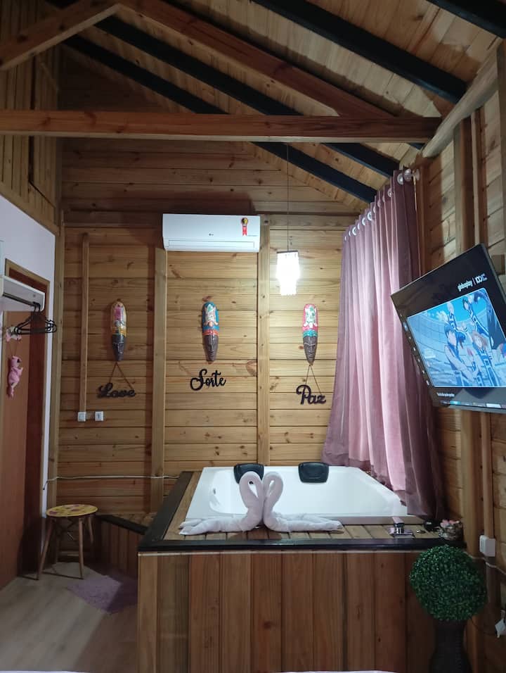 Chalé Azaléia. - Palhoça