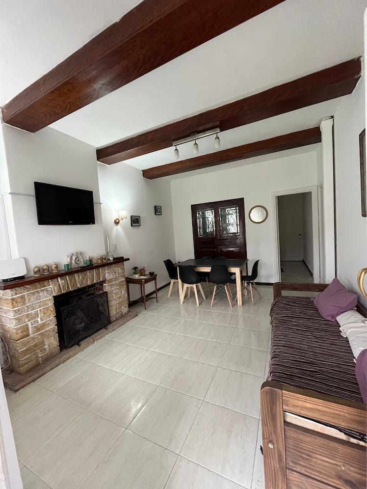 Casa Con Gran Jardín. - Mar del Plata