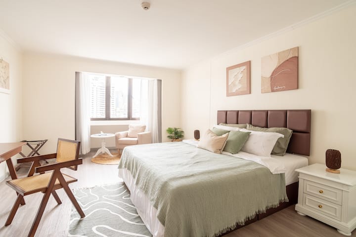 Vinyl•games•cbd•mall•park@nana Skytrain Bts - Bangkok