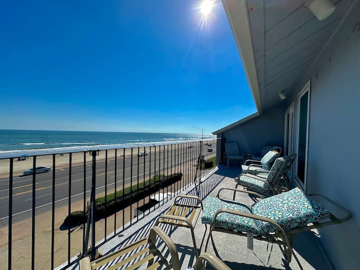 Sea'ing The Sun| Ocean View| Pool| Walk To Beach - Galveston, TX