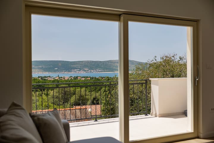 Casa Sorelle Secluded Villa With Breathtaking Pool - Starigrad-Paklenica