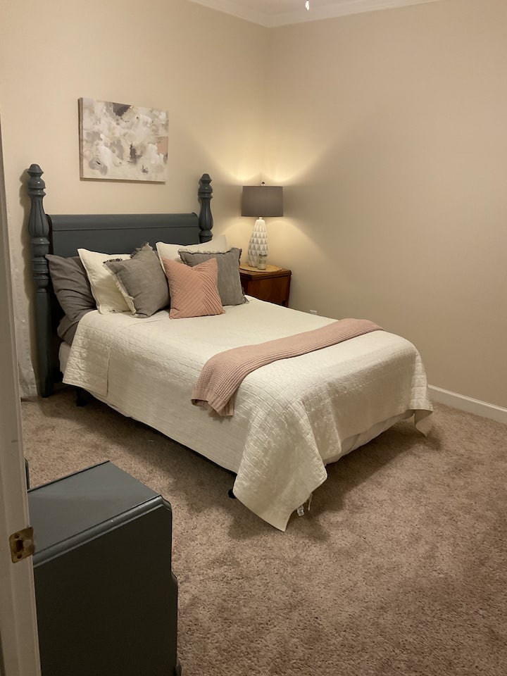 Relaxing Private Room With Smart Tv - Jackson, TN
