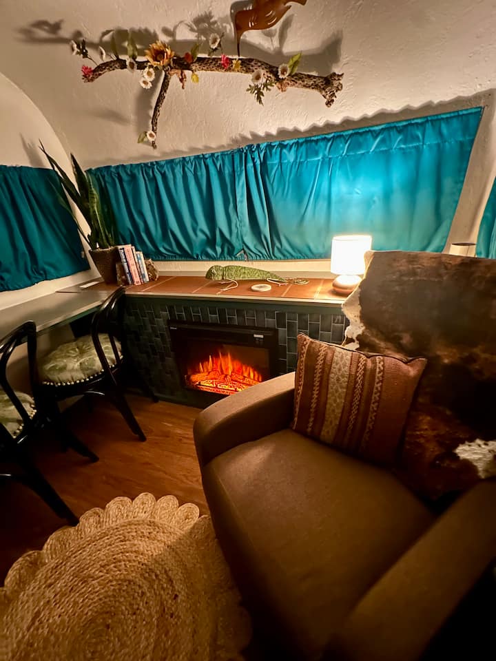 Desert Glamping Retreat Near Saguaro National Park - Casino Del Sol