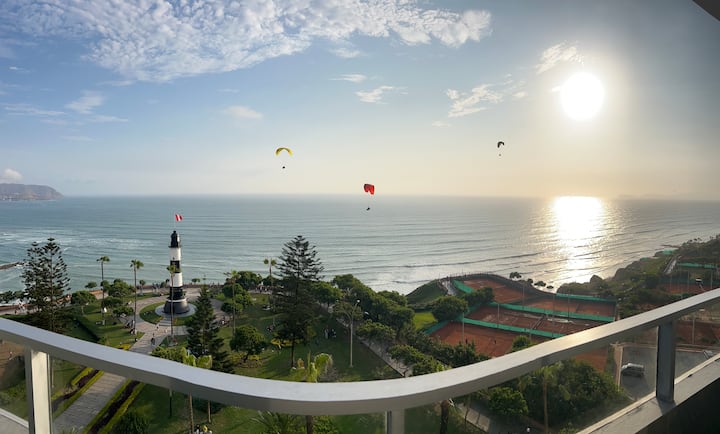 Superb Ocean Views, Modern 3 Br Apartment - Pérou