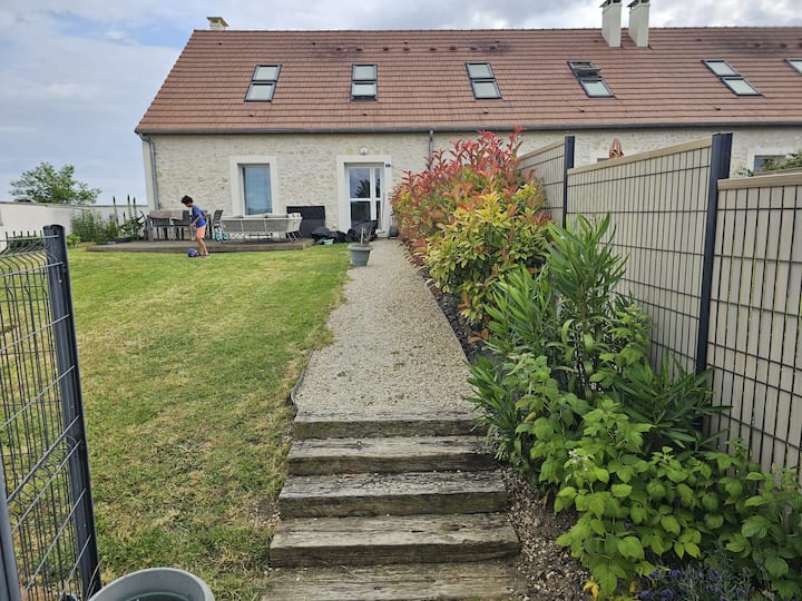 Maison De Campagne Avec Jardin - Villiers-le-Mahieu