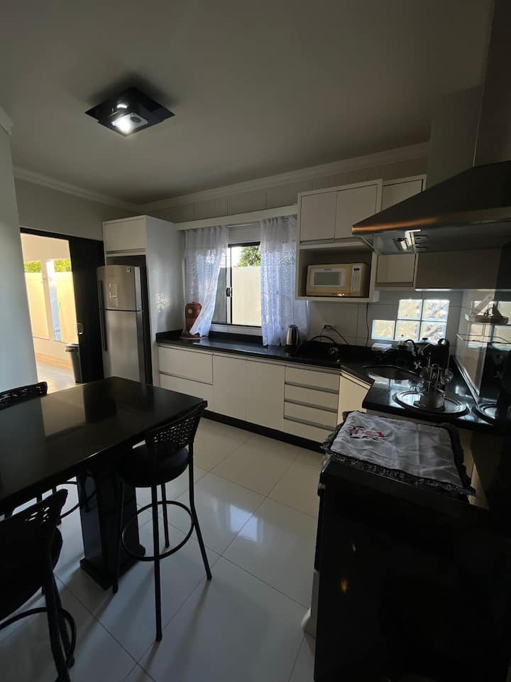 Casa Aconchegante - Maringá