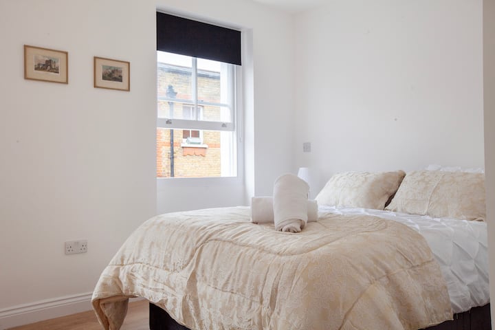 Cozy & Central Flat For 3 In London - Bloomsbury