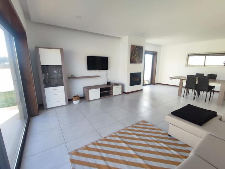 Casa Fontela, T3 C/ Piscina - Apúlia