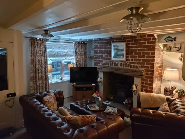 Stunning Cottage In Beautiful Village Of Ruswarp, - Ravenscar