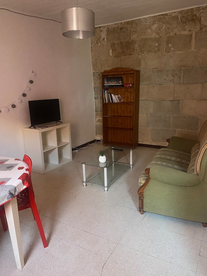 Gîte En Camargue Avec Clim Réversible, Parking - Vauvert