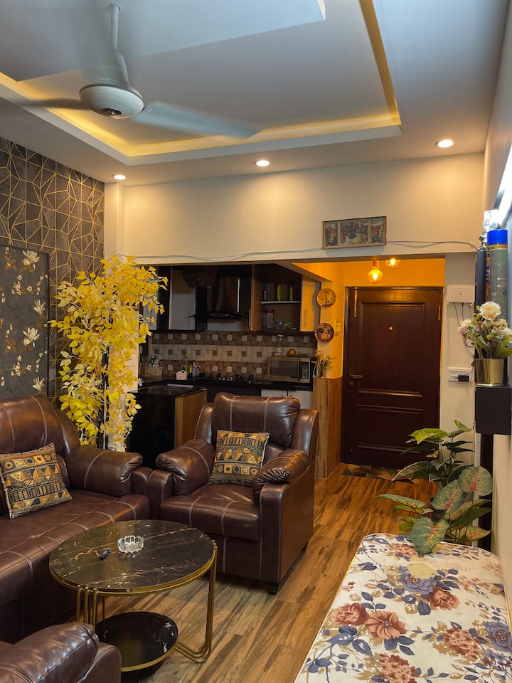 Live Like Royalty That's Our Loyalty Dha Phase 5 - Karachi