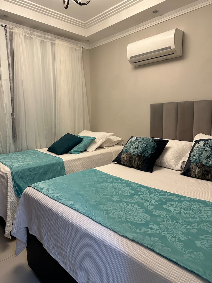 Apt Pé Na Areia, Próximo Ao Shopping Atlântico - Balneario Camboriú