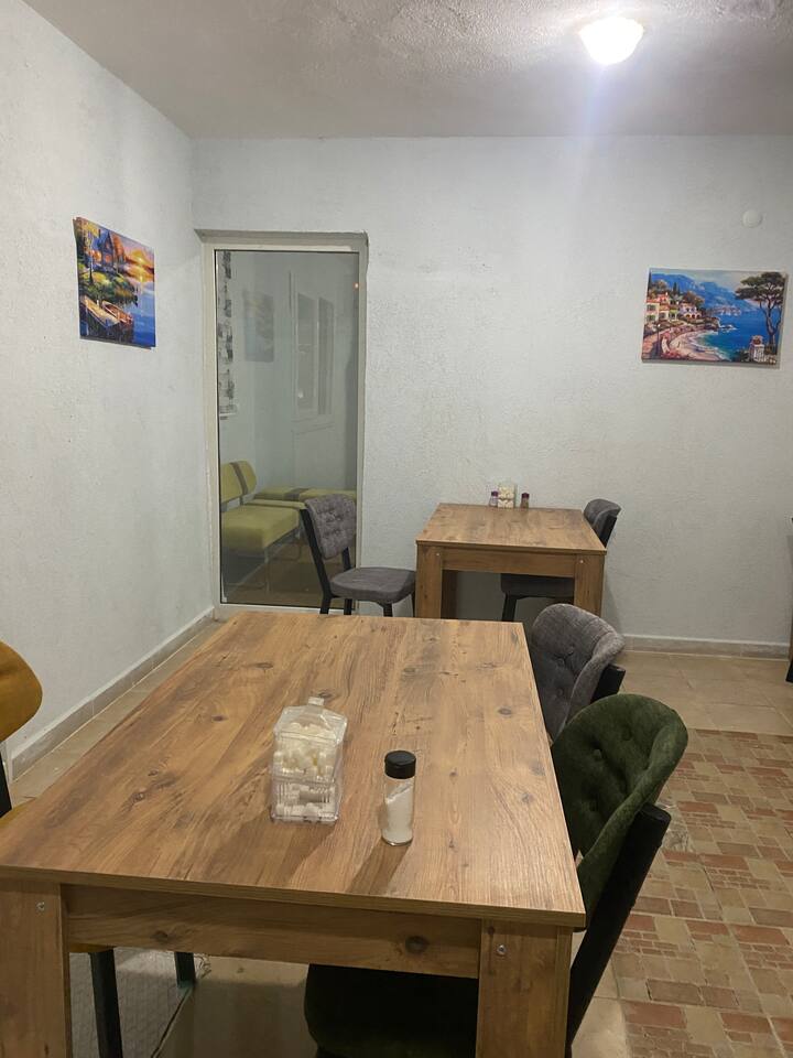 Temiz Pansiyon Otel Odası ( Sadece Bayanlar Için ) - Antalya