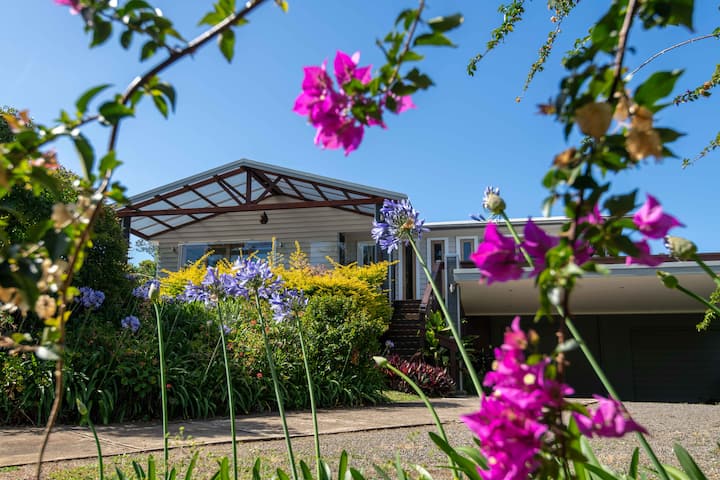Whalers Watch Luxury Home - Norfolk Island