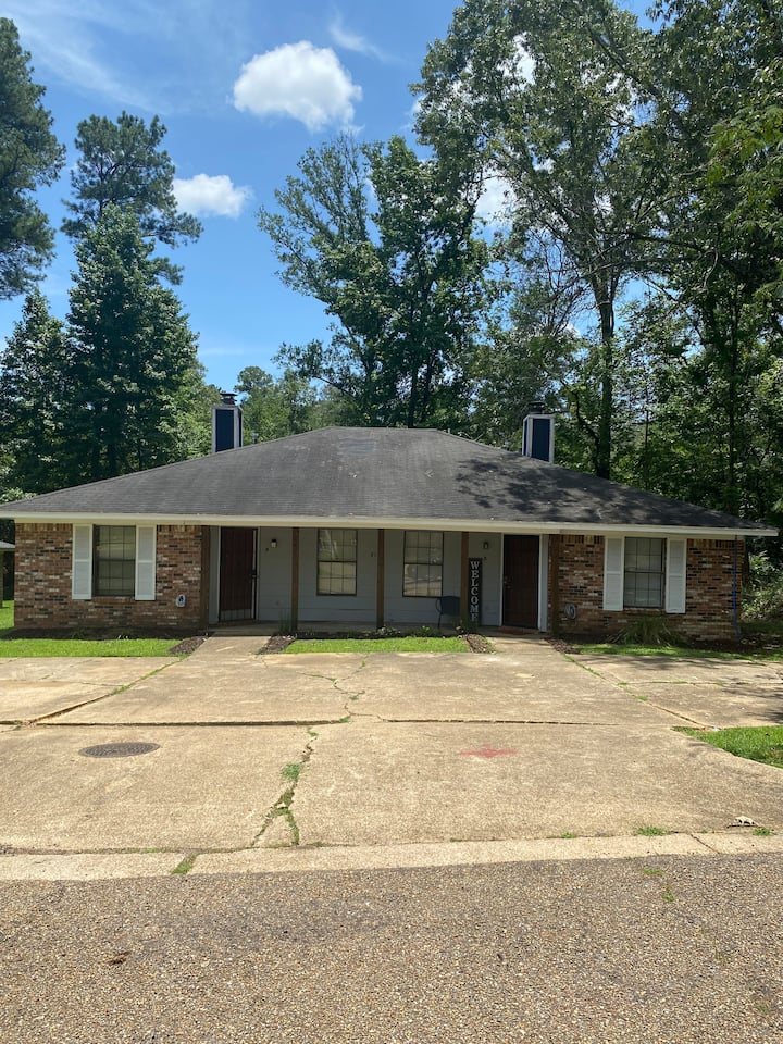 The Zen Den - Jackson, MS