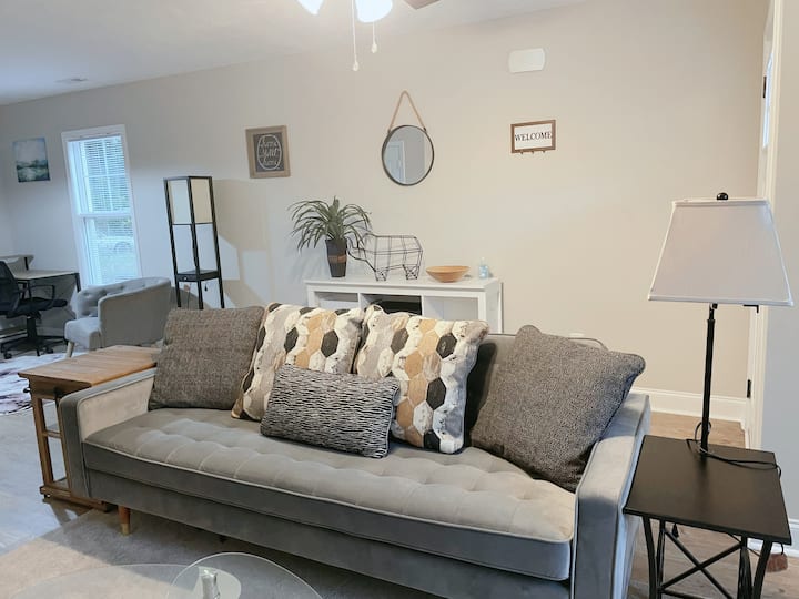 The Calm Nest - Close To Cfv Hospital&ft. Liberty - Fayetteville, NC