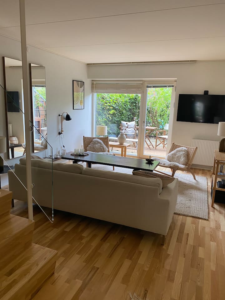 80 M2 Rækkehus Med 2 Terrasser - Copenhague