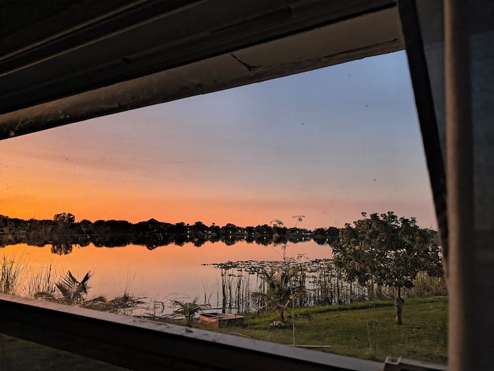 Lake Front:  Charming 3 Beds 2 Baths, Light House - Winter Haven, FL