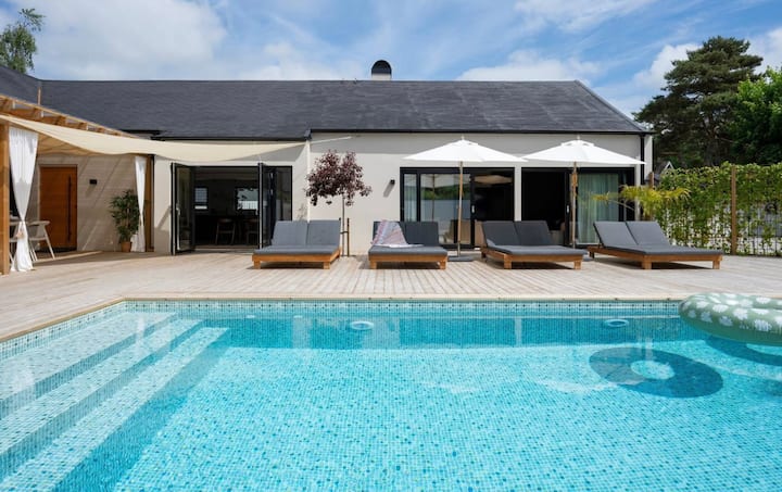 Semesterhus Med Härlig Utemiljö - Höllviken