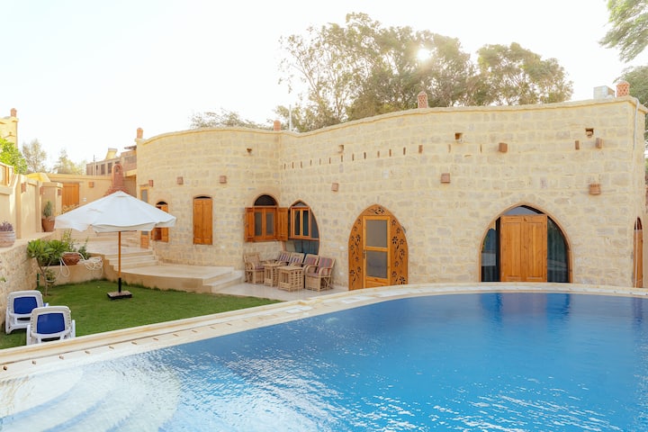 Sunset - Elegant Lake View Chalet - Tunis Village - Egypt