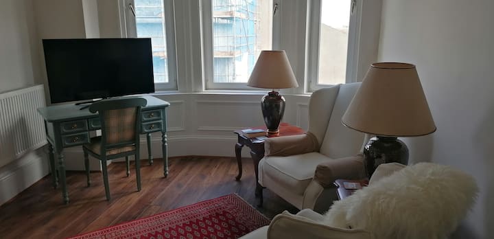 Spacious 1 Bed Flat Central Ayr. With Fibre Wifi. - Ayr