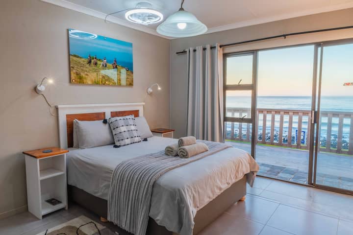 Mitford-on-sea : The Crossing - Morgans Bay