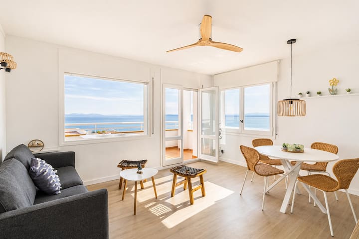 Penthouse Avec Vue Sur La Mer, Deux Chambres Avec - Roses