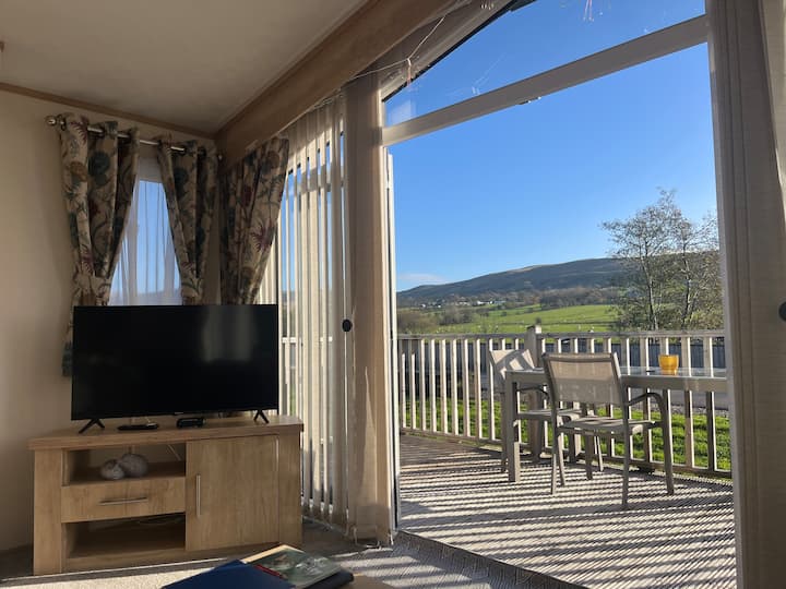 2 Lake View - Clitheroe